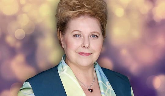 Larissza Jós várja hívását. Jósunk minden kérdésére válaszol! | EZO.TV